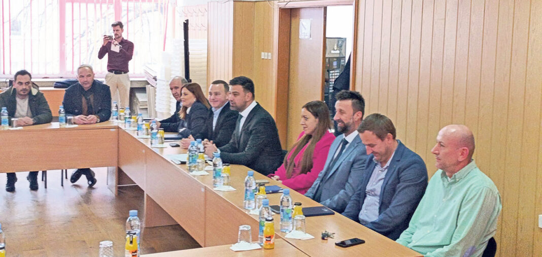 Delegacija kantonalne Vlade i Skupštine posjetila Općinu Vareš | Naša ...